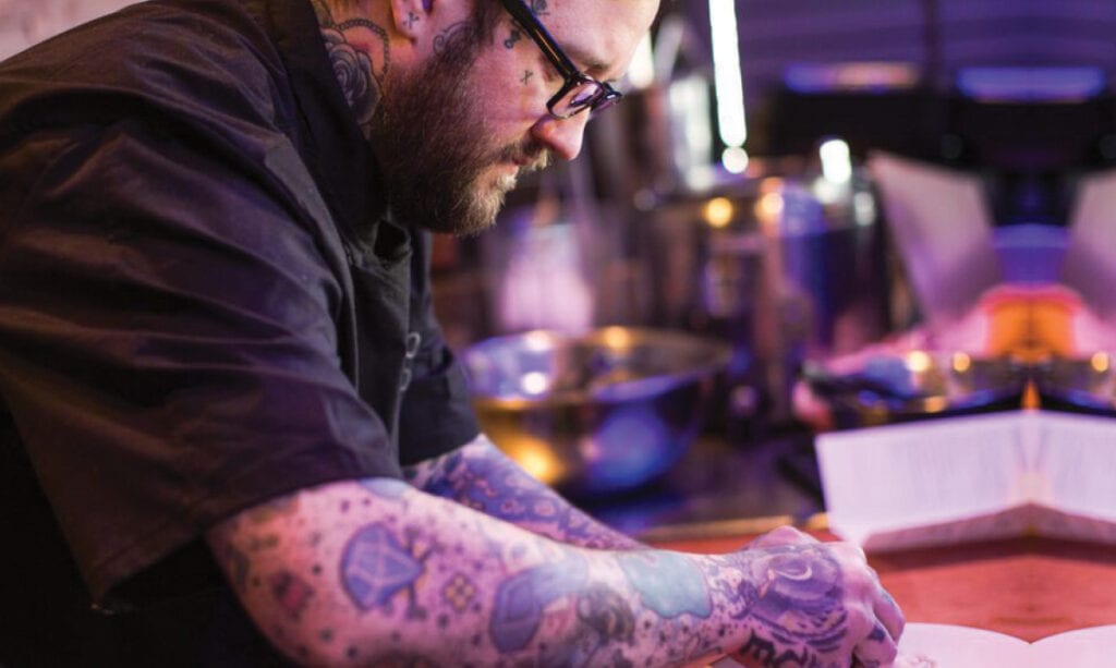 🎖 El chef Chad Barrett equilibra la paternidad y la comida